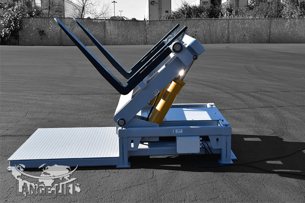 Custom Tilter #33984 - Adjustable Forks - 20,000lbs | Lange Lift