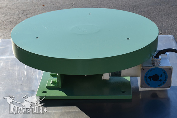 Custom Turntable #33415 - Water Resistant - Variable Speed | Lange Lift