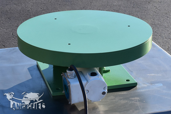 Custom Turntable #33415 - Water Resistant - Variable Speed | Lange Lift