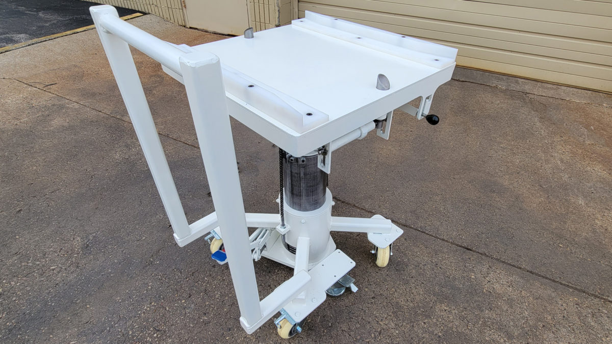 Custom Telescoping Lange Lift Hydraulic Table #38654-55