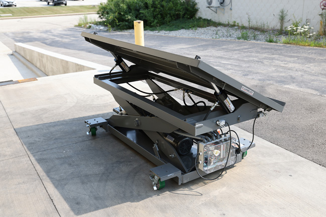 Custom Hydraulic Tilting Scissor Lift for Aerospace Uses